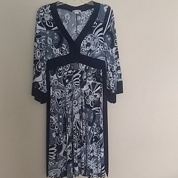 Dresses | Beautiful Blue And White Flower Pattern Dress | Poshmark